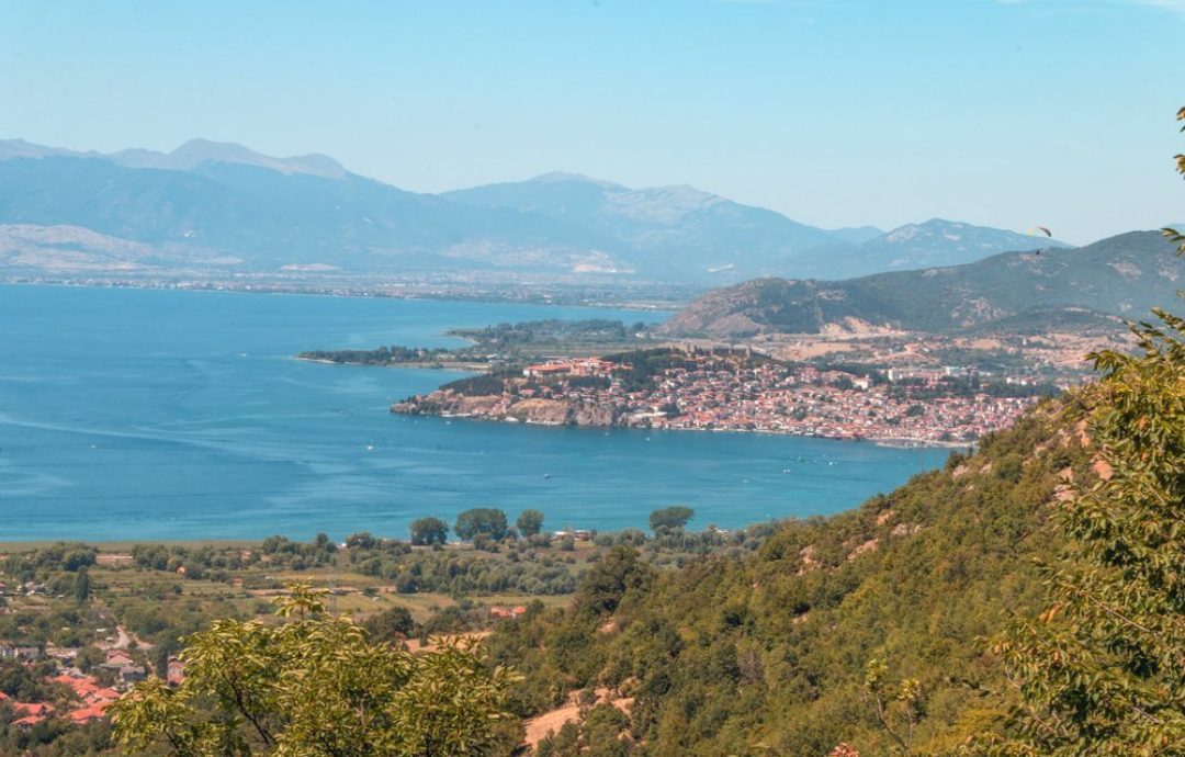 道なき道を歩いて三千里？！世界遺産オフリド湖の山でハイキング – writerity-school